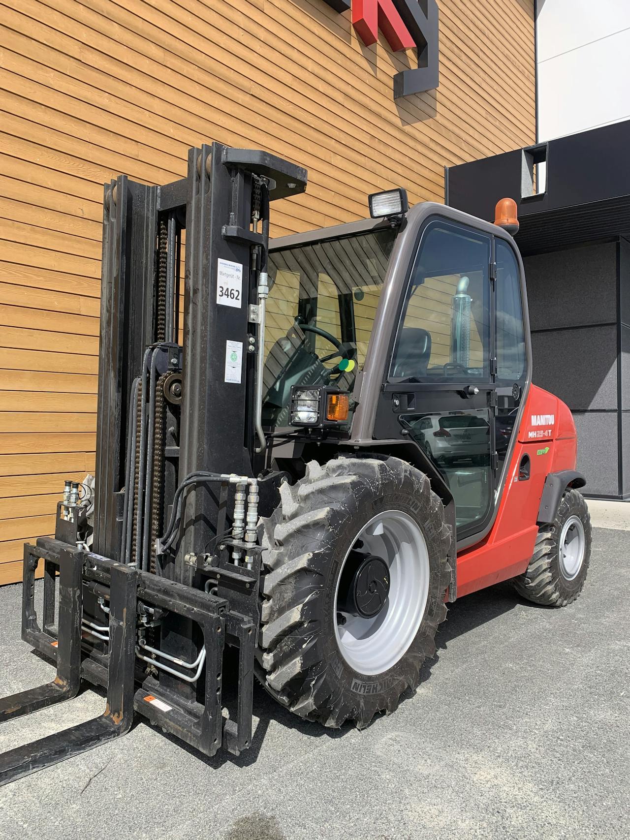 Chariot élévateur diesel 5 500 lbs Manitou MH25-4T 2020 | Accès Industriel