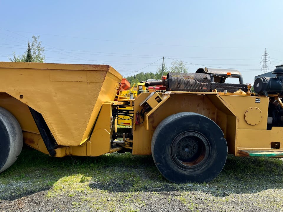 Wagner (Epiroc) MT416 15 t underground mining / haul truck | Access ...