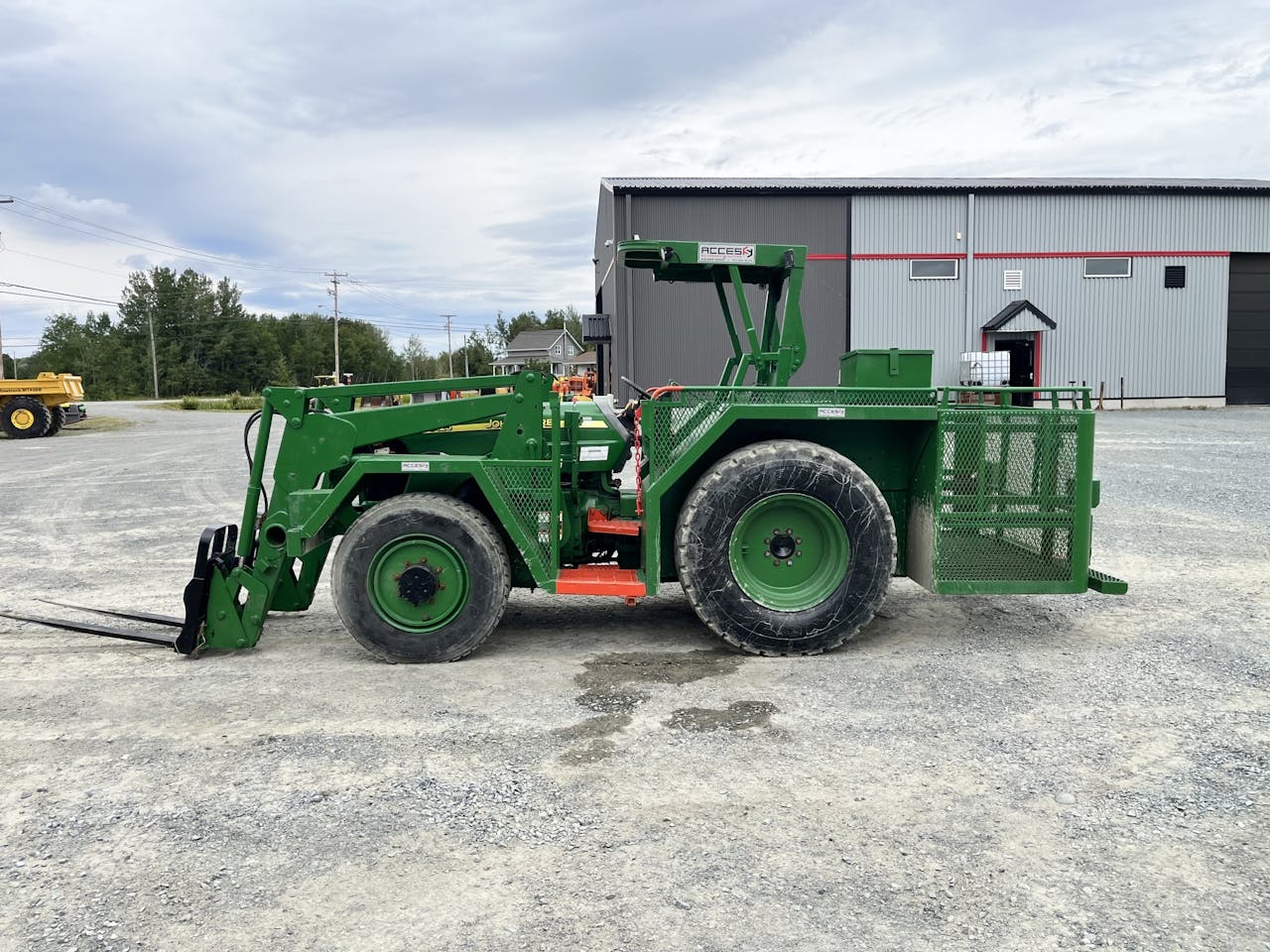 John Deere 5425 mining tractor | Access Industrial