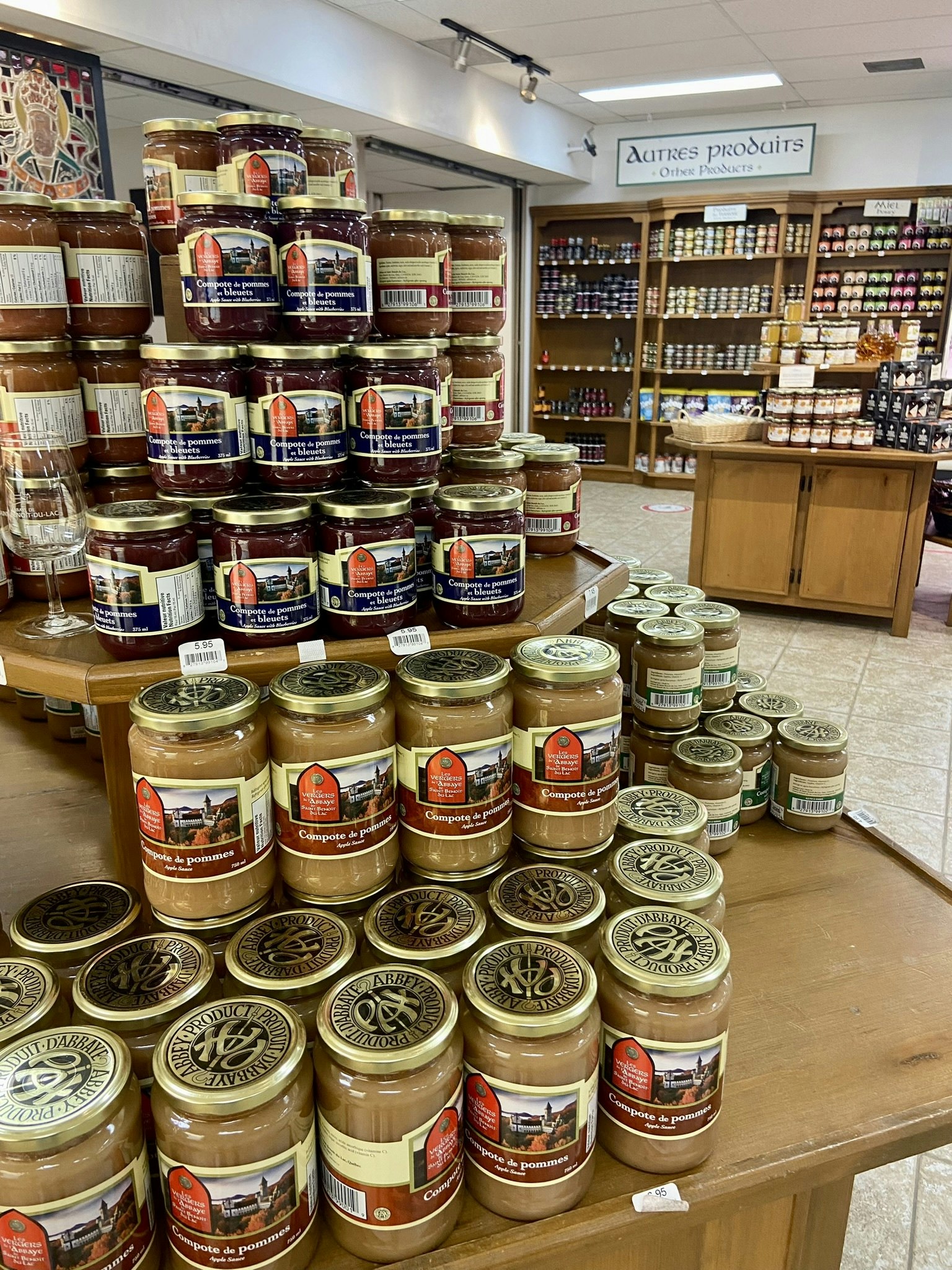 Abbaye de Saint-Benoît-du-lac | Vraiment Memphré